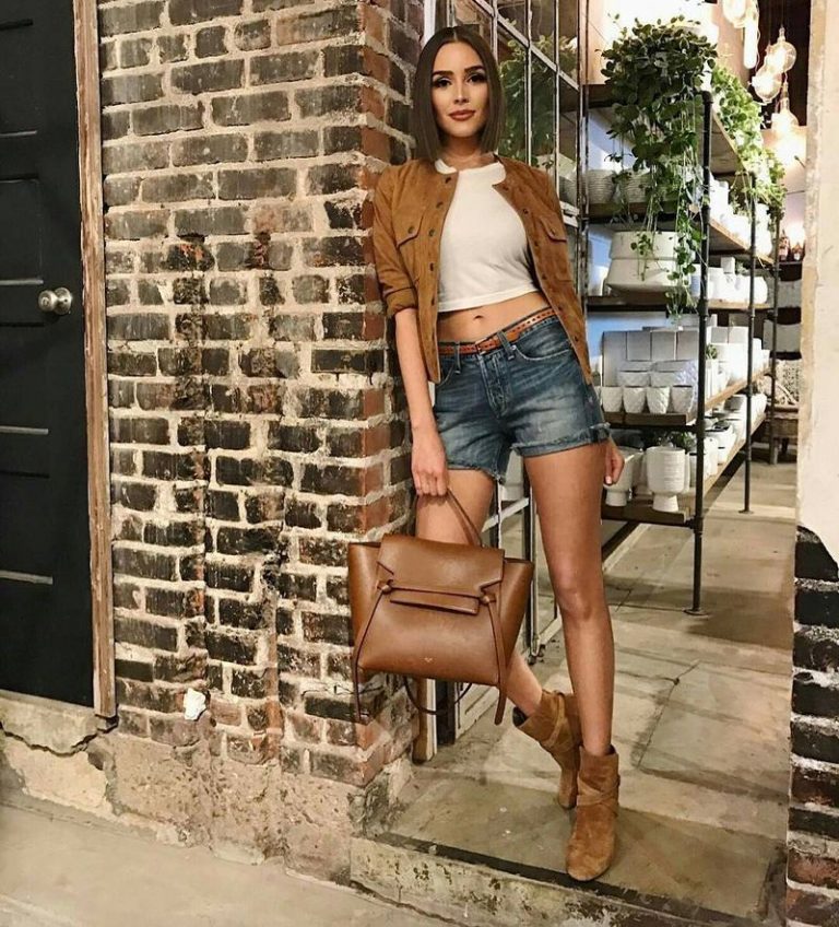 What To Wear With Denim Shorts For The Best Summer - GlossyU