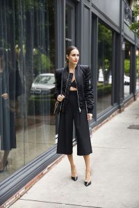 65 Beautiful Black Culottes Outfit Ideas To Try - GlossyU